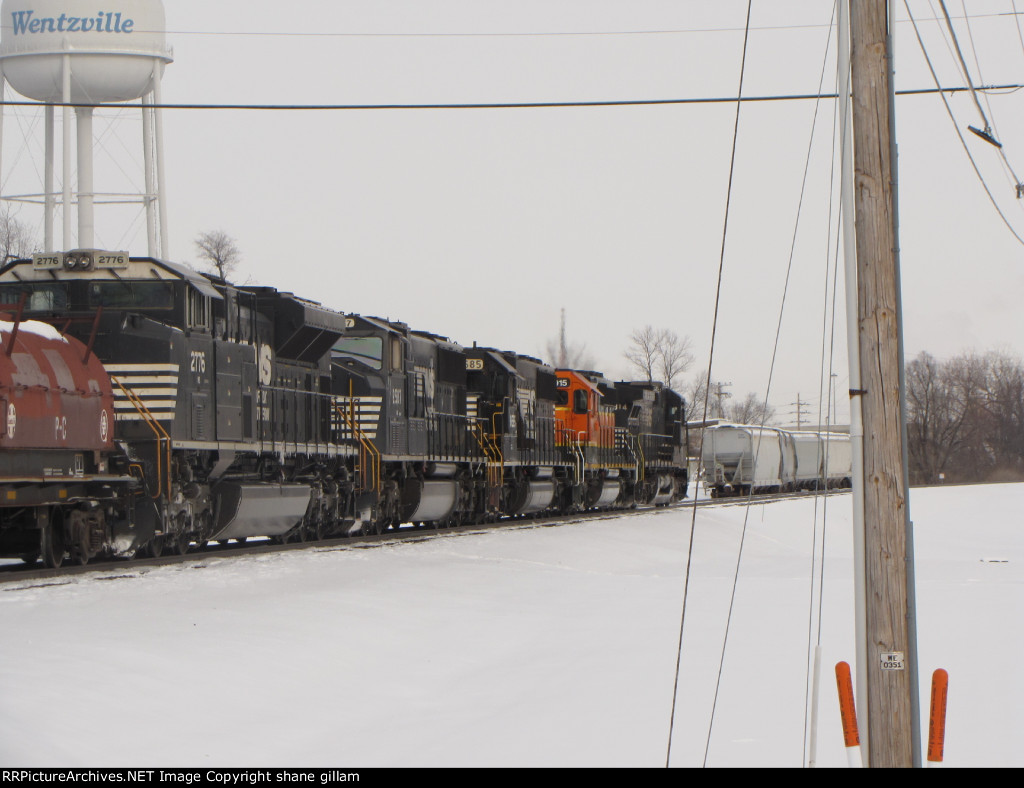 NS 2587 trails 5th out.